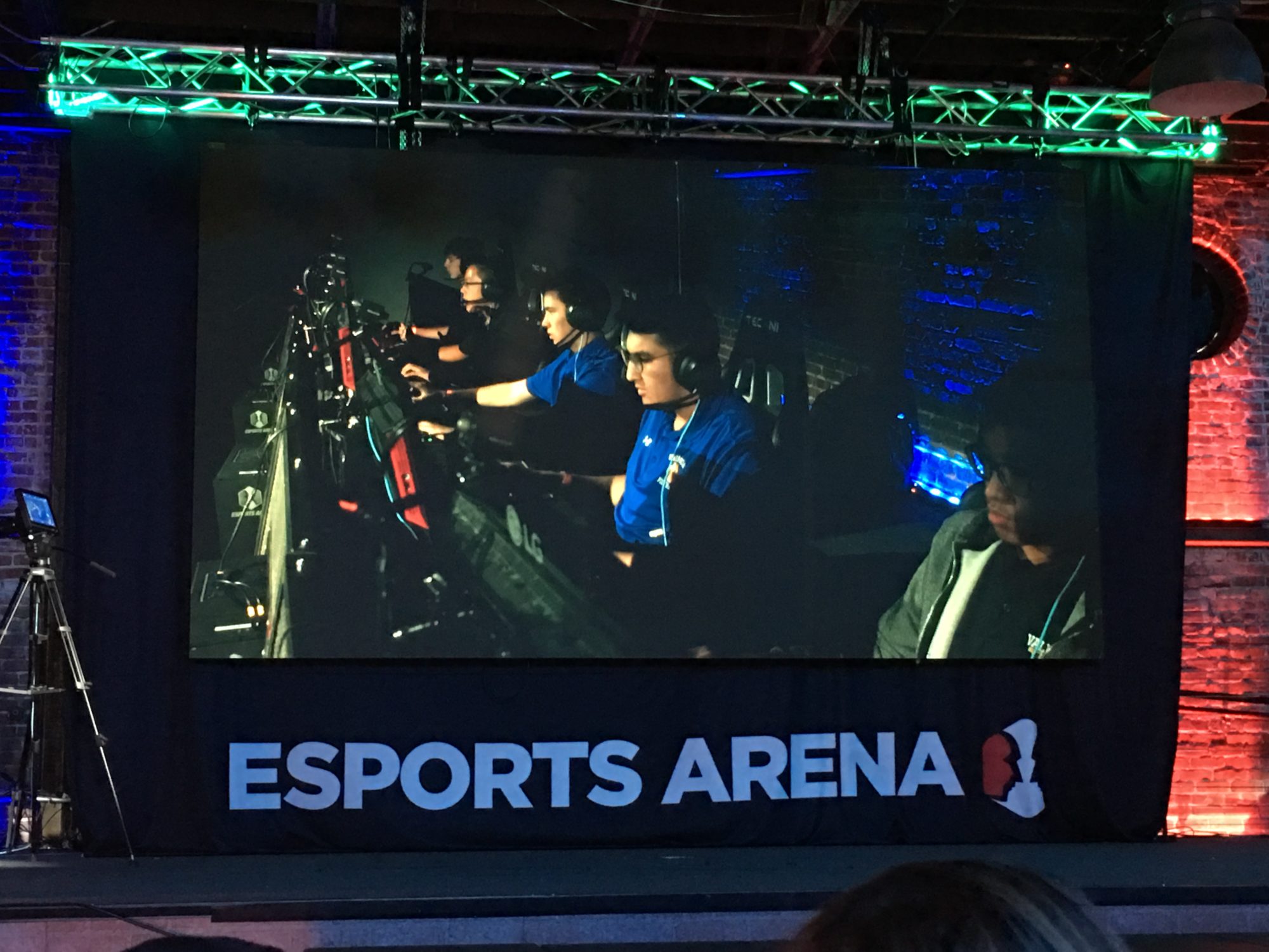 Esports in Schools: Teamwork, Self-Confidence, Competition - California ...