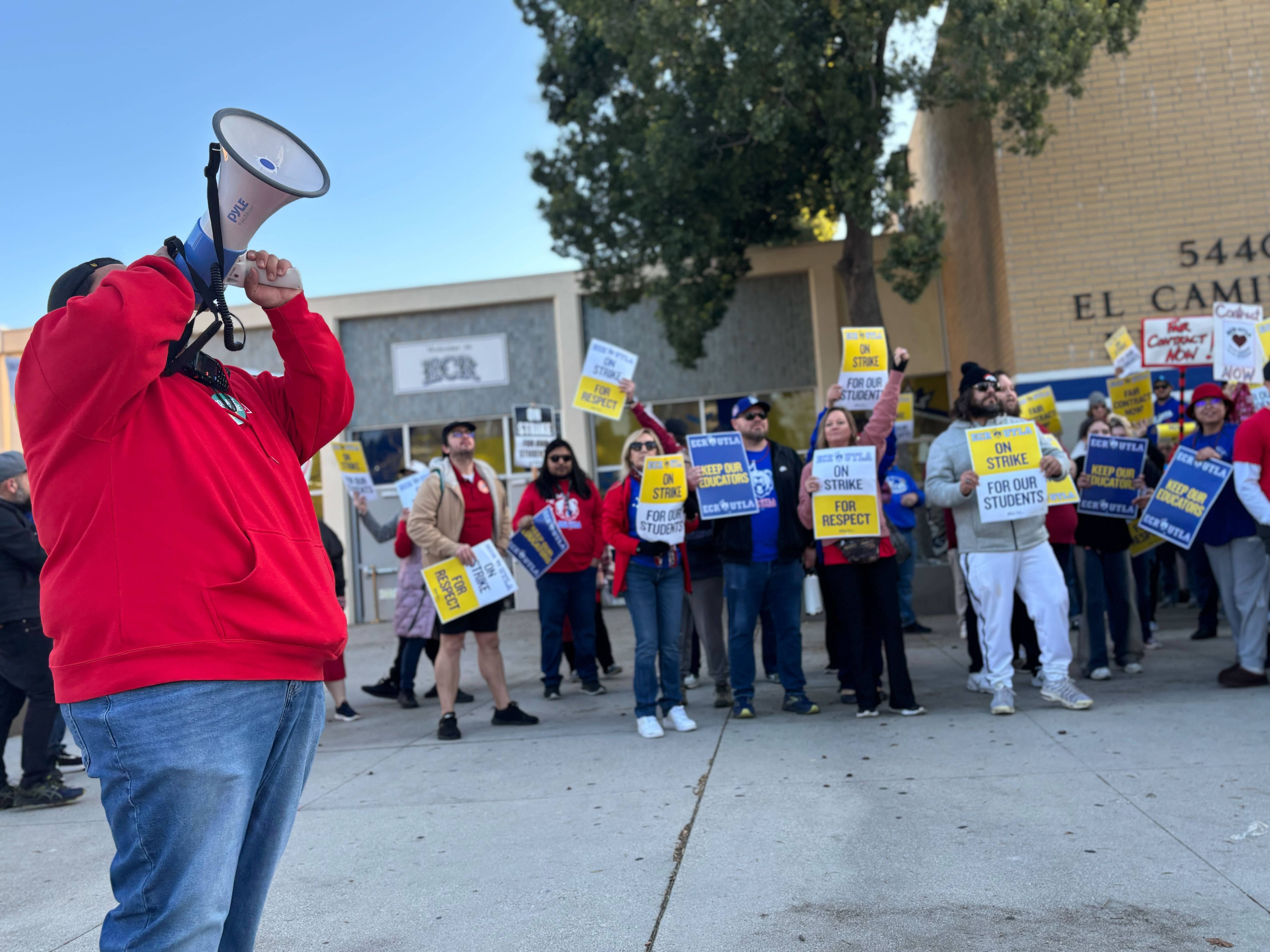 UTLA Members at L.A. Charter School Strike for Fair Contract ...